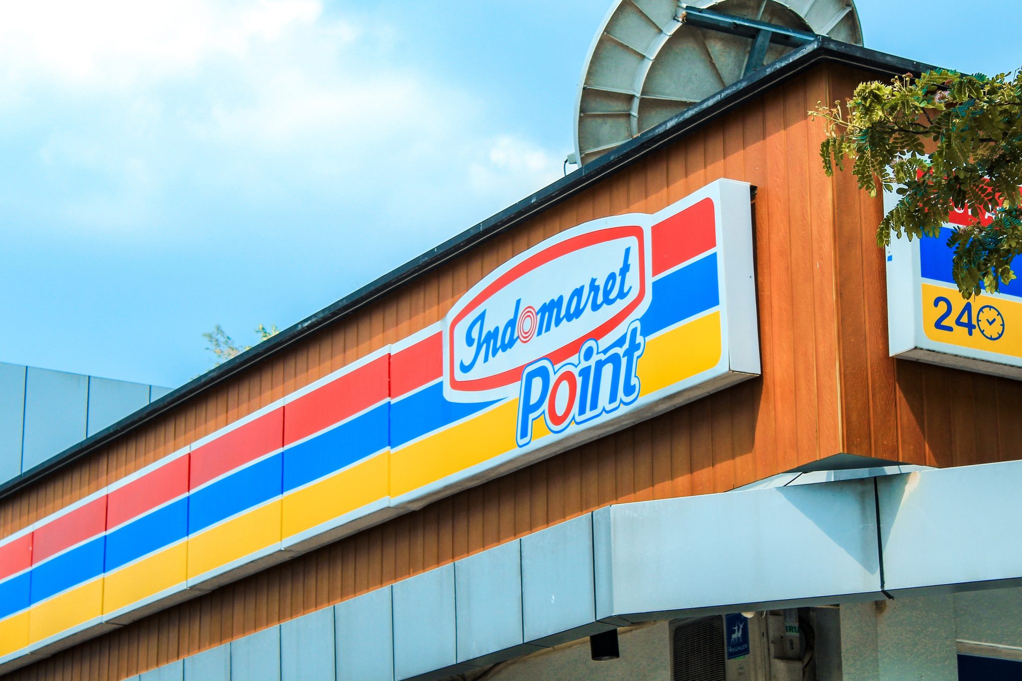 Promo Indomaret Hari Ini: JSM & Poinku, Lengkap Semua Barang!