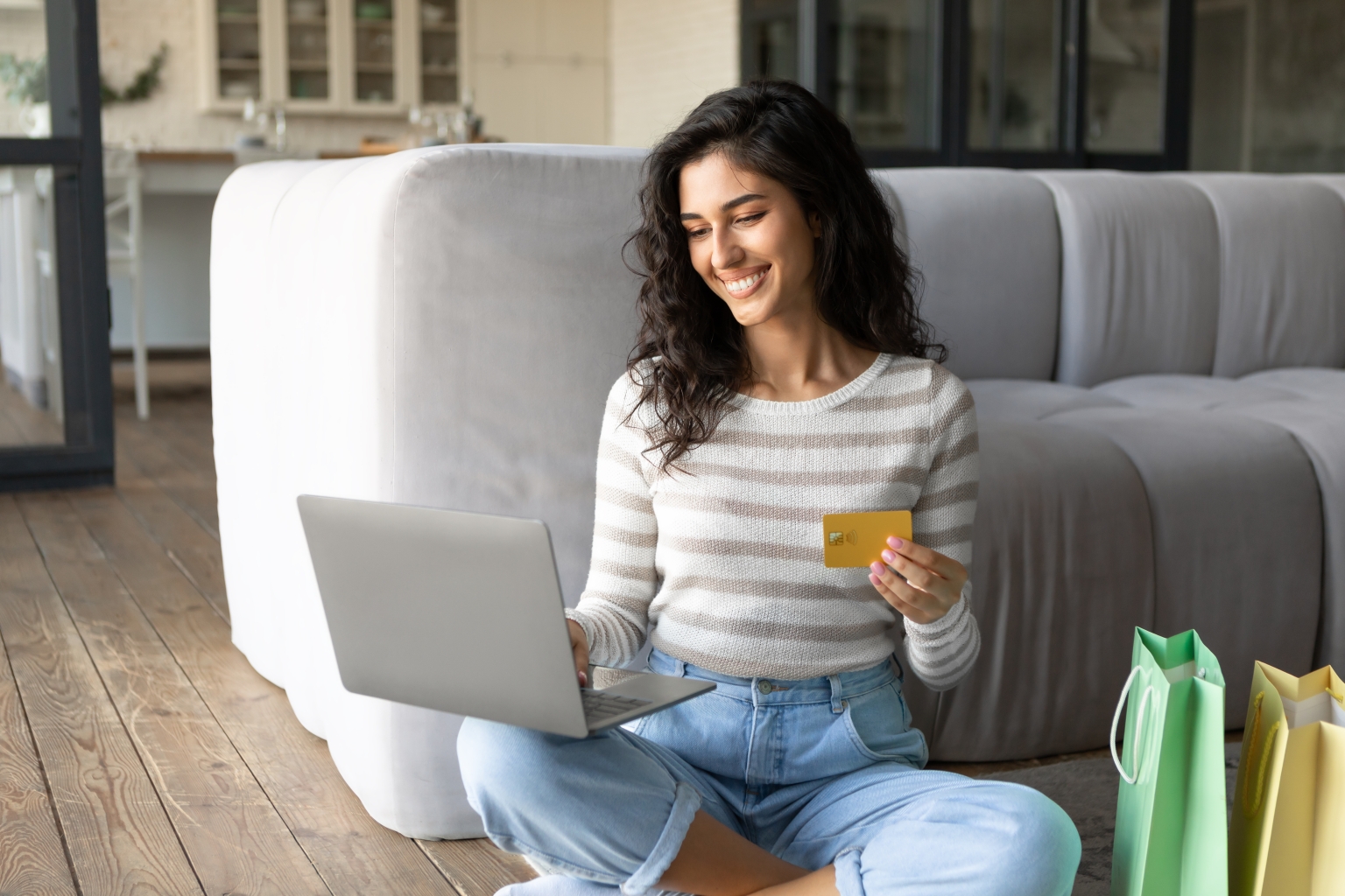 35+ Promo Kartu Kredit Bank Mega 2025, Makan & Staycation!