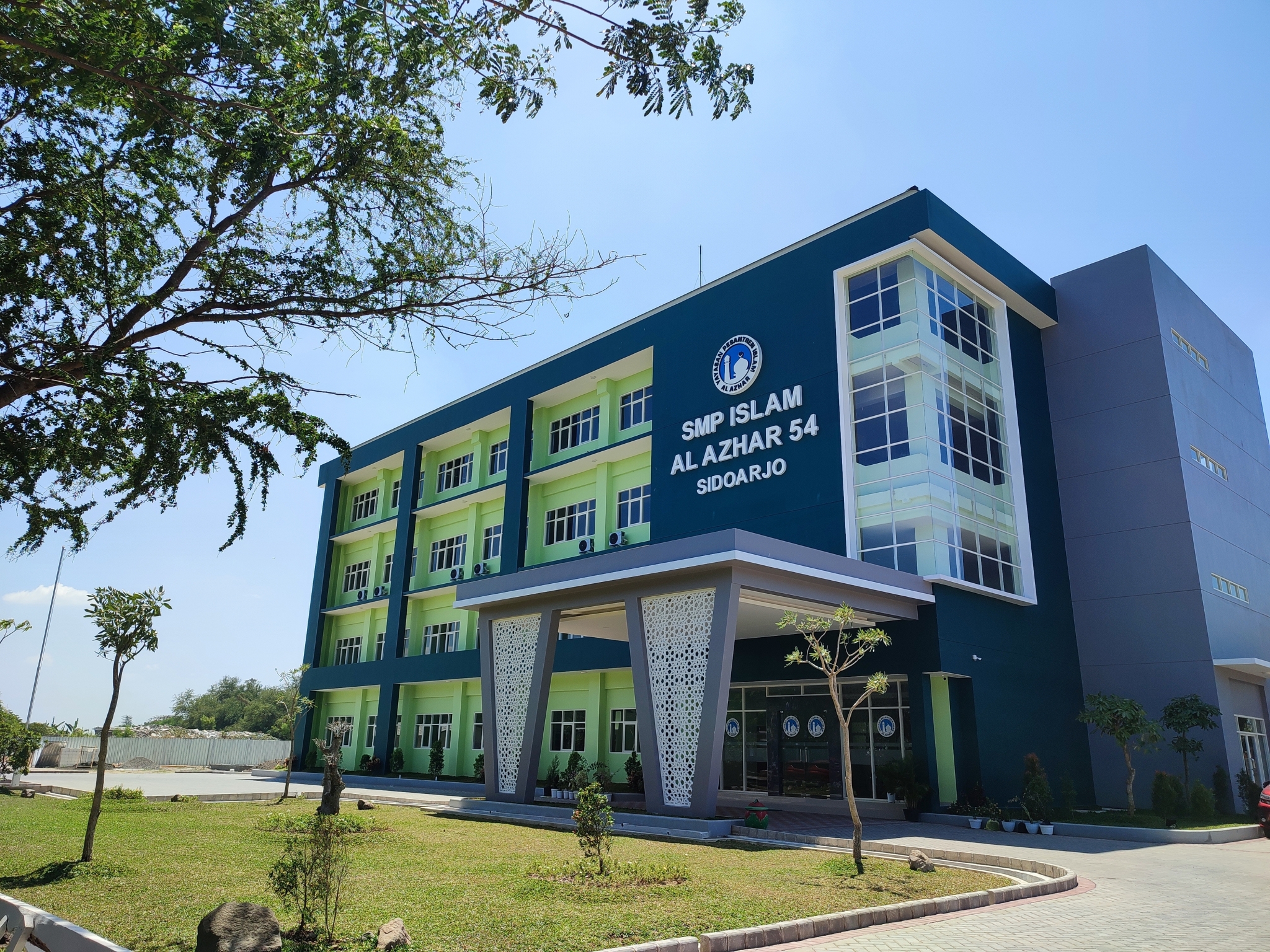 Biaya Sekolah Al Azhar 2025: Estimasi & Cara Mengatur! - Tuwaga