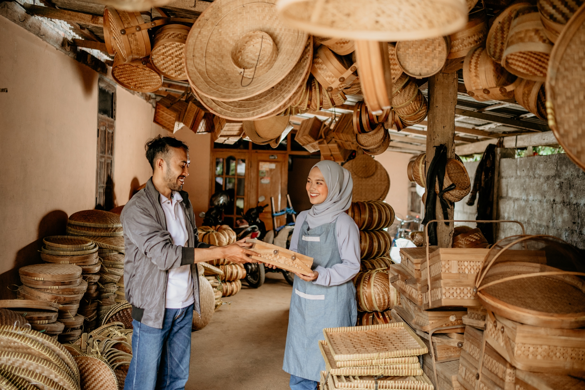 4 Daftar Bantuan Modal Usaha Gratis 2025, TKM hingga PENA - Tuwaga