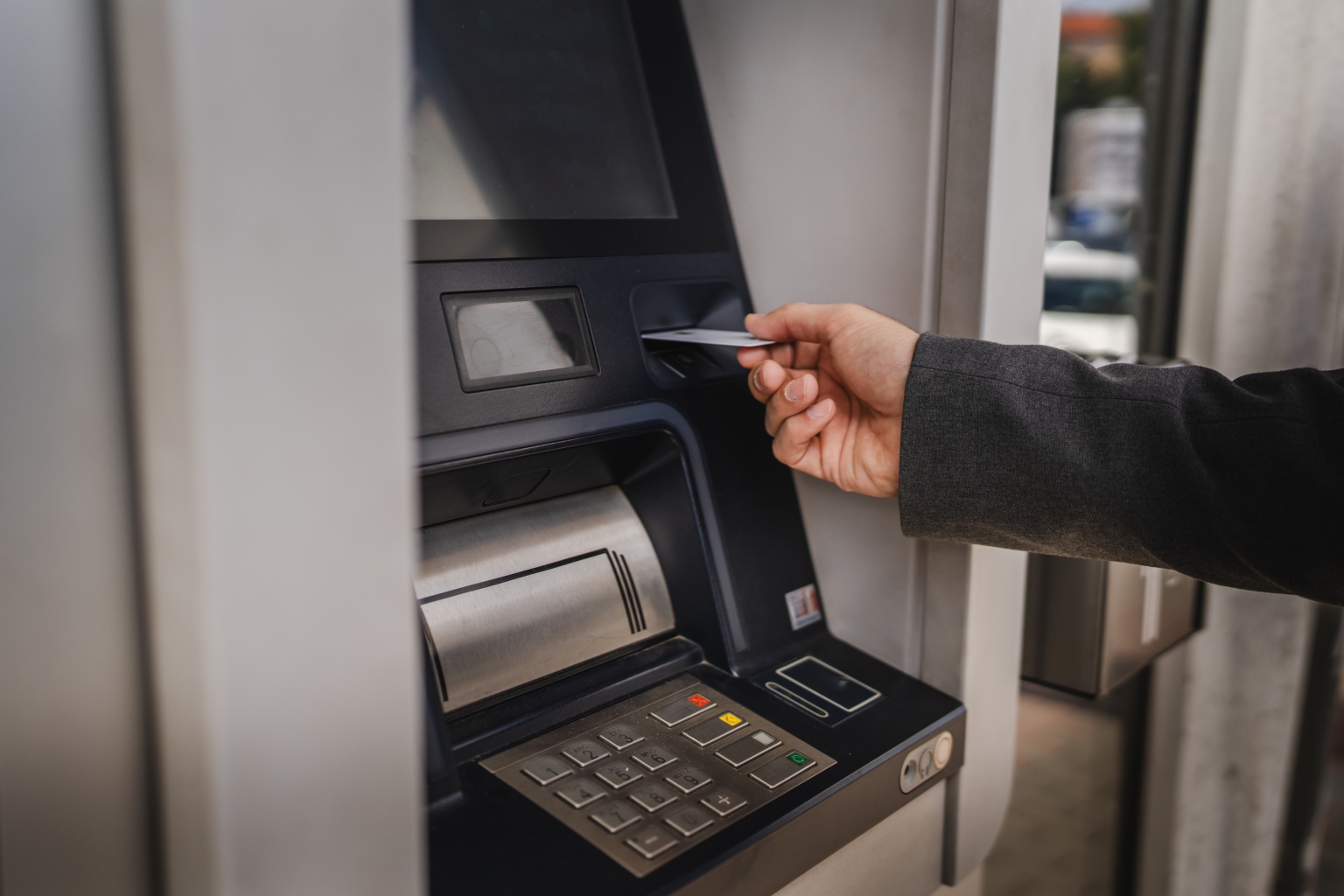 Biaya Tarik Tunai ATM BRI: Cek Rinciannya di Sini! - Tuwaga