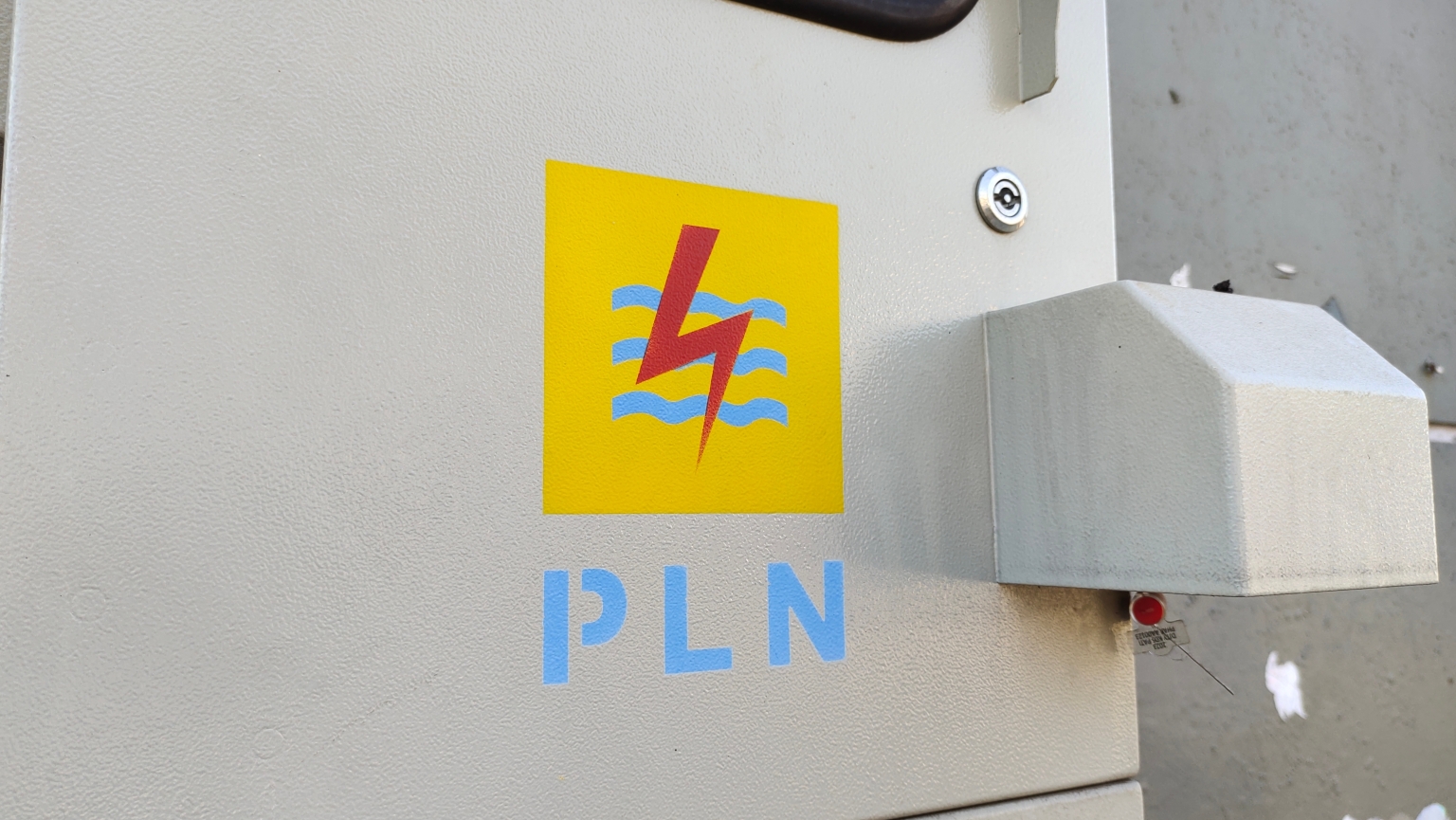 4 Cara Cek ID Pelanggan PLN Sekarang! Jangan Sampai Lupa! - Tuwaga