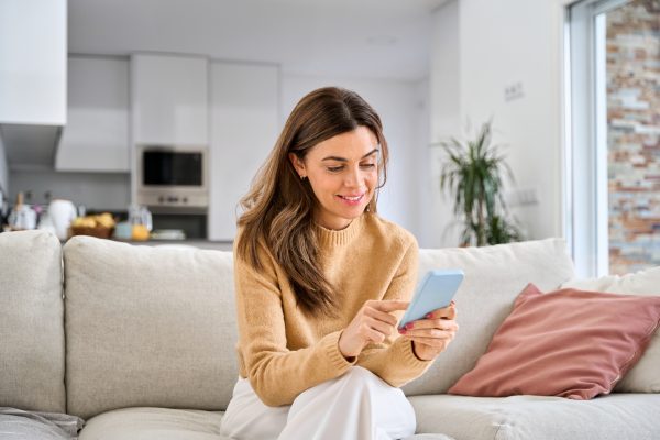 7 Aplikasi Baca Dapat Uang, Mulai Cuan dari Sekarang! - Tuwaga