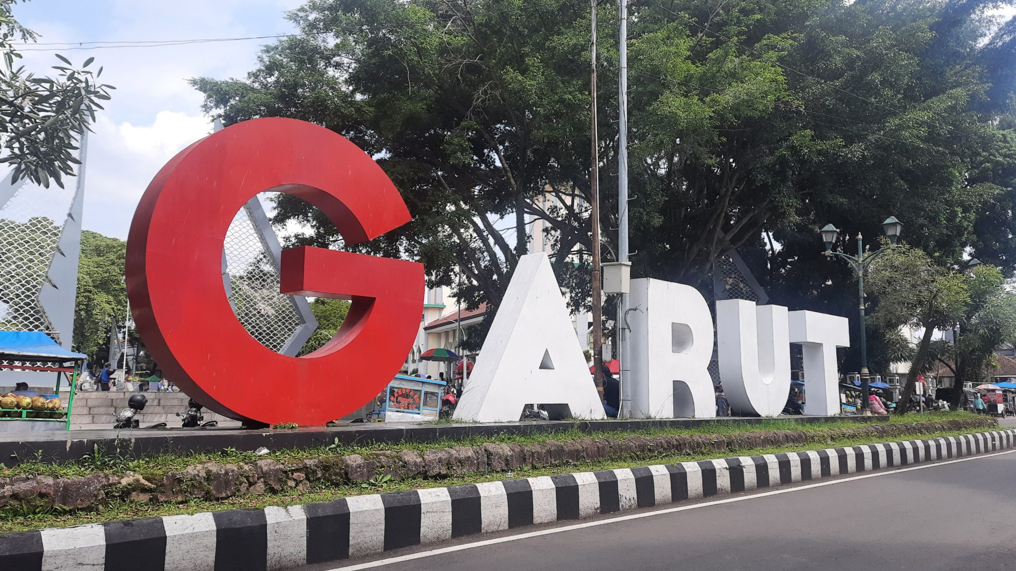 11 Tempat Wisata di Garut dan Harga Tiket Masuk, Wajib Cek! - Tuwaga